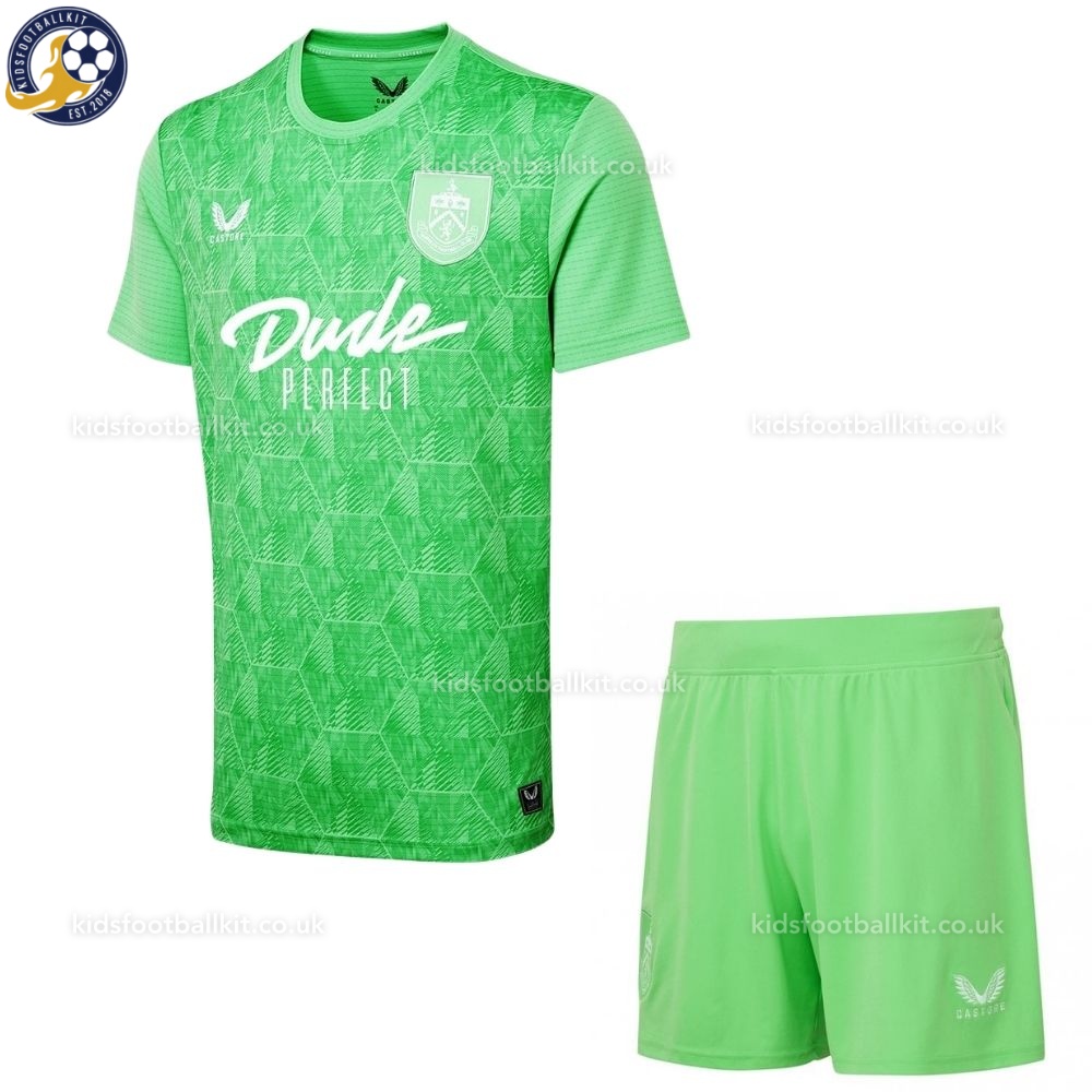 Burnley Goalkeeper Kids Football Kit 2025/26 (No socks ...